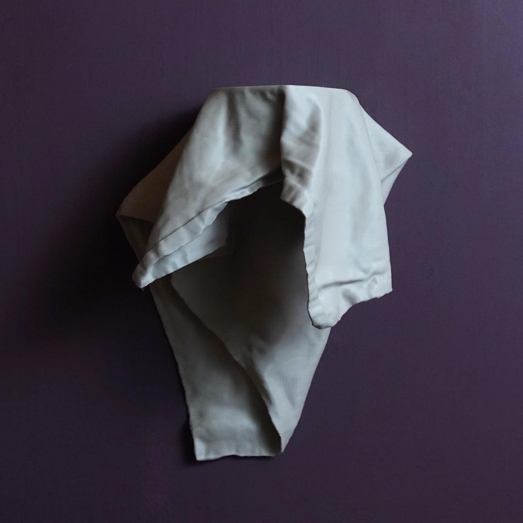 Magic Floating Cloth Shelf - Stylish Wall Storage, Unique Decor - Etsy
