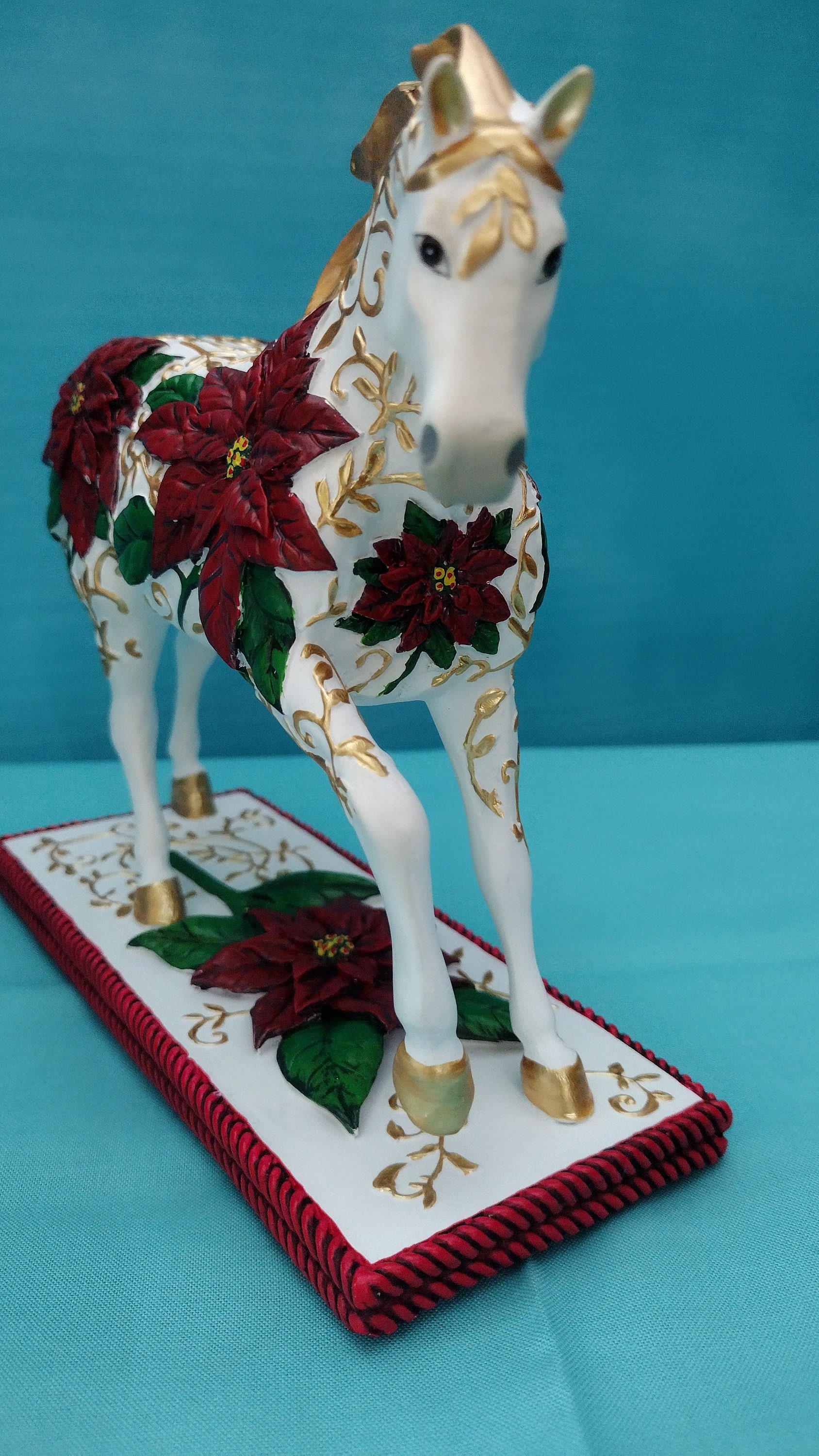 Trail of Painted Ponies POINSETTIA PONY 1E 0177 RETIRED 01/2010 With ...
