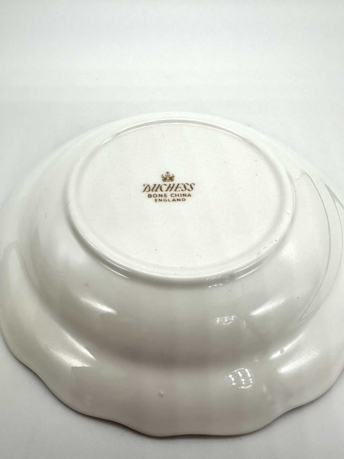 Duchess, Flower of the Month, December, Bone China Saucer Plate Ring ...