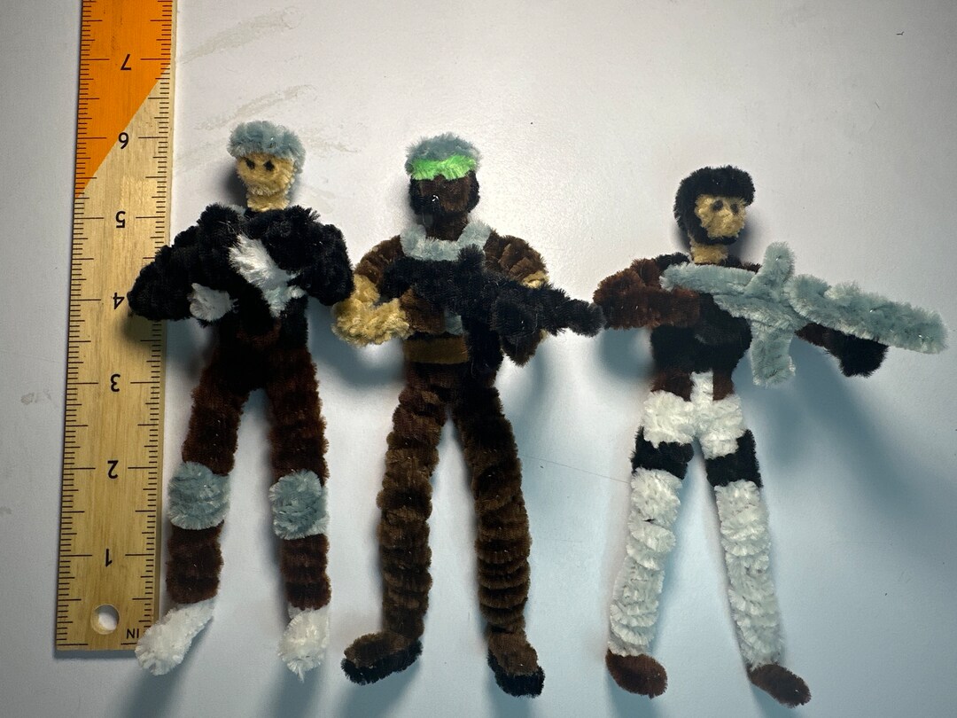 3 Military Style Pipe-cleaner Figures - Etsy