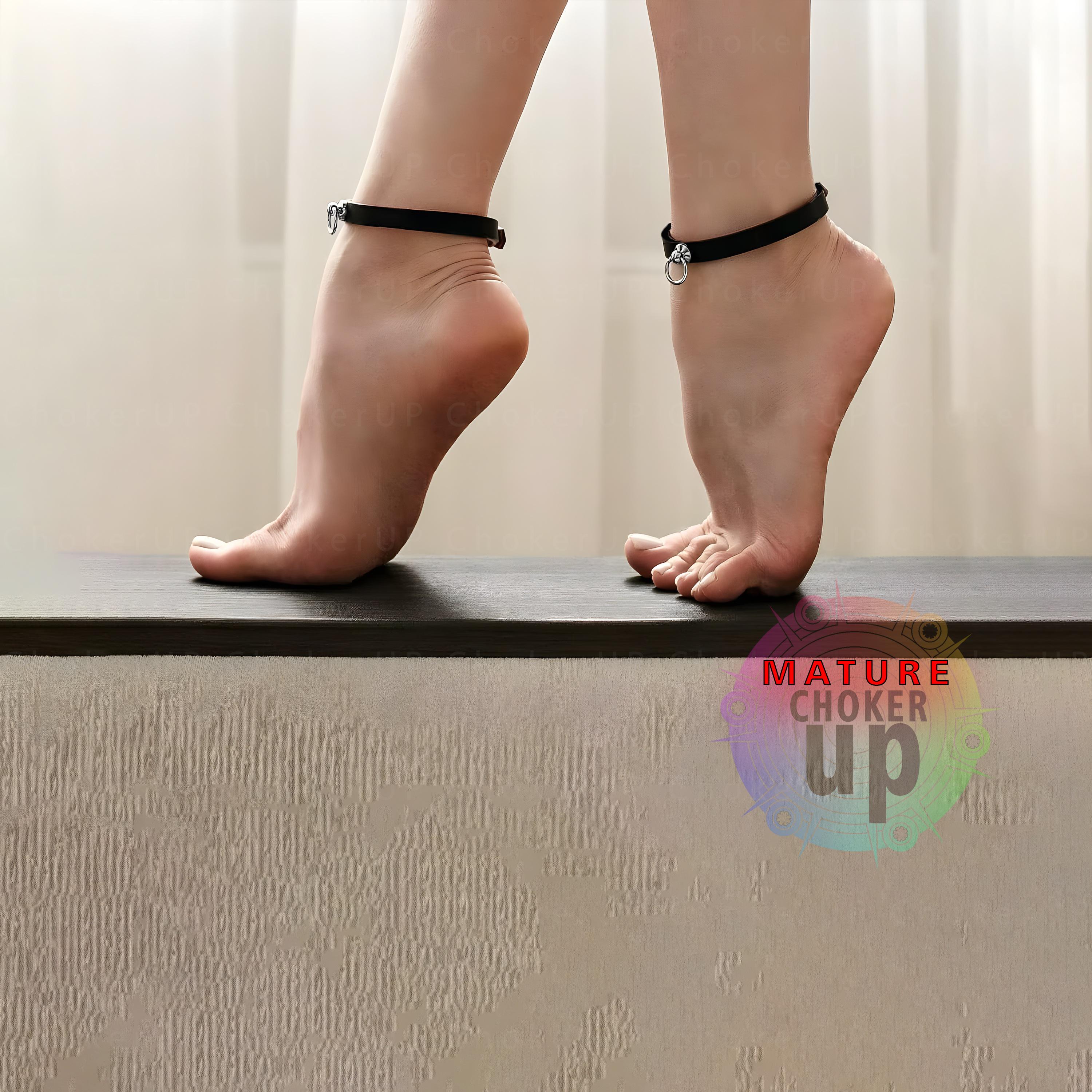 Black Leather Anklet for Women, Minimalist Adjustable Ankle Choker With ...