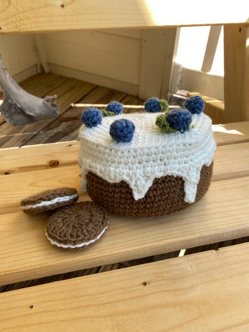 Crochet Cake With Blueberry’s and Oreo Cookies, Crochet Toys for Kids ...