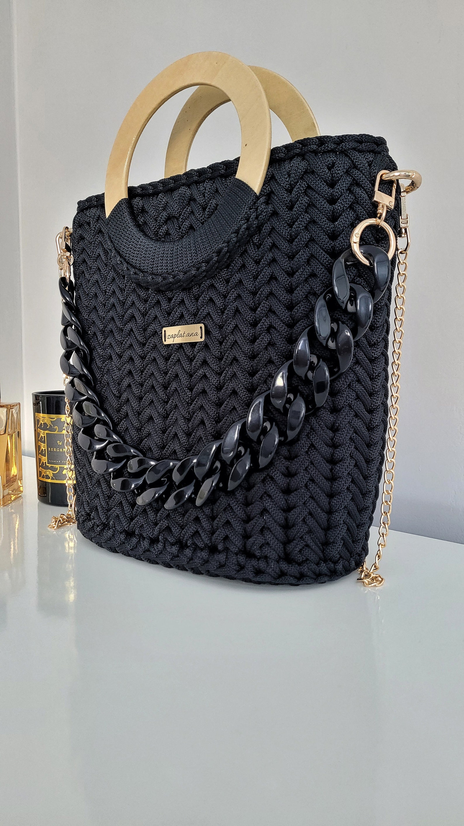 Exclusive Purse for Her, Stylish Handbag for Fashionable Women, Luxury ...