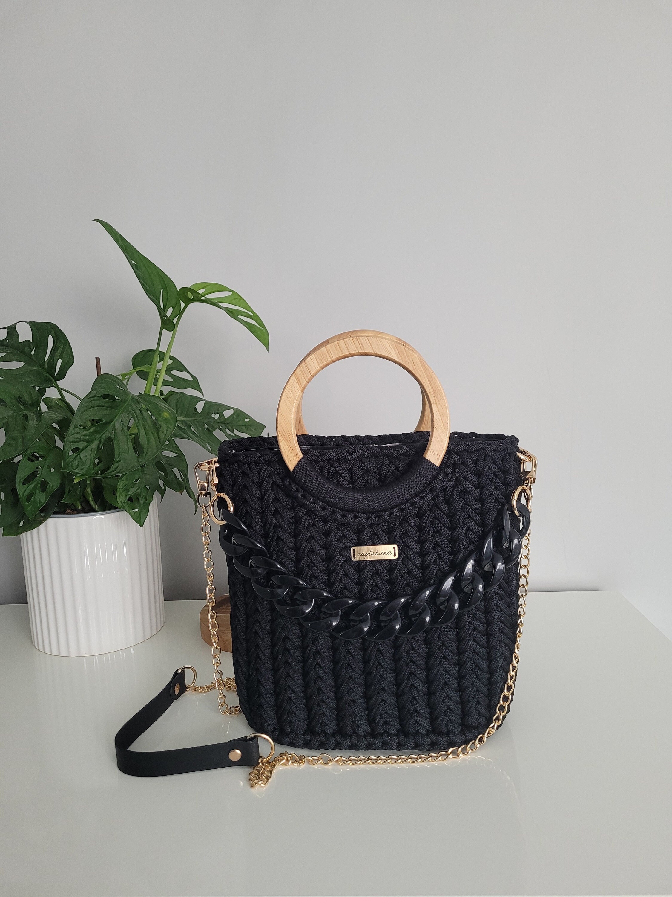 Exclusive Purse for Her, Stylish Handbag for Fashionable Women, Luxury ...