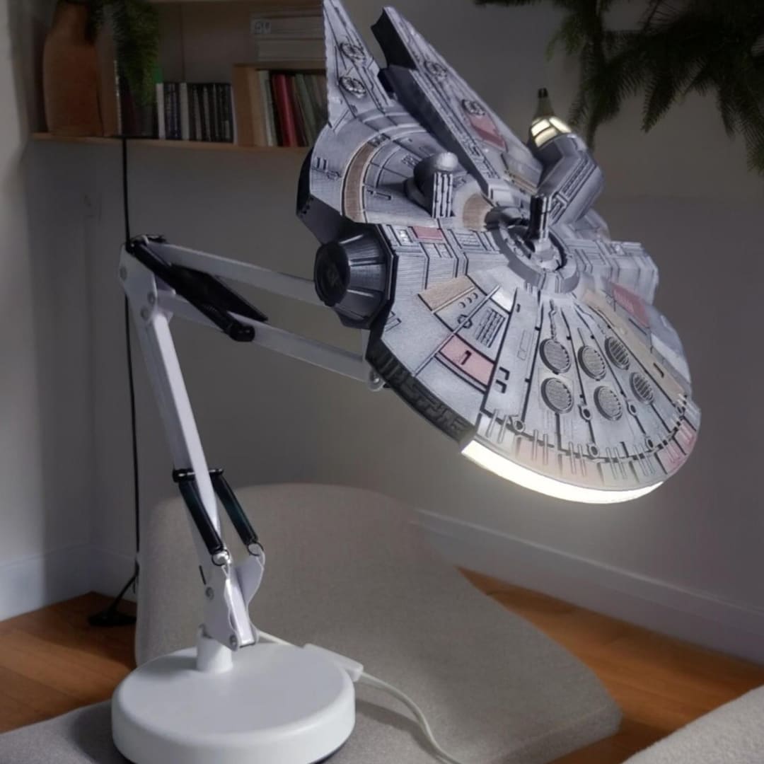 Star Wars Lamp,millennium Falcon Desktop Lamp,reading Book Lighting ...