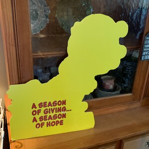 Peanuts Hallmark Store Display Cardboard Cutouts, Snoopy, Charlie Brown ...