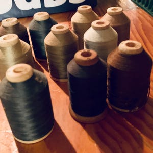 Antique Spools of Thread, Vintage Wooden Spools, Sewing, 60+ Spools - Etsy
