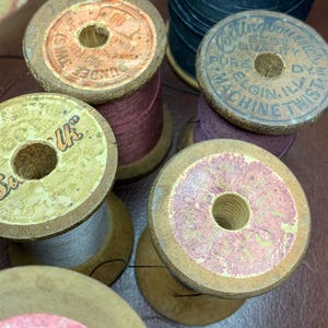Antique Spools of Thread, Vintage Wooden Spools, Sewing, 60+ Spools - Etsy