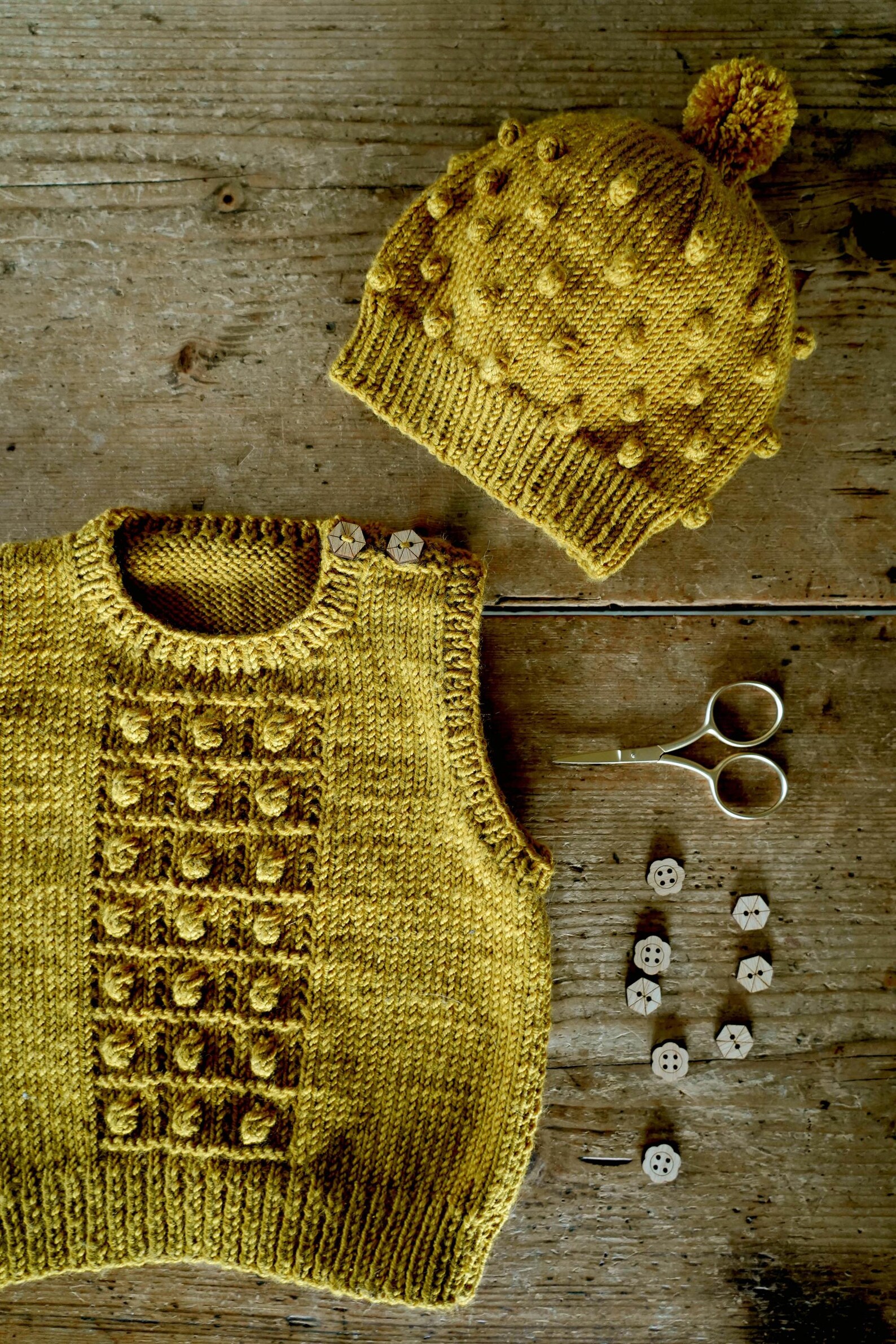 Avis Vest and Hat Pattern - Baby Cakes by Lisafdesign - Download Now ...