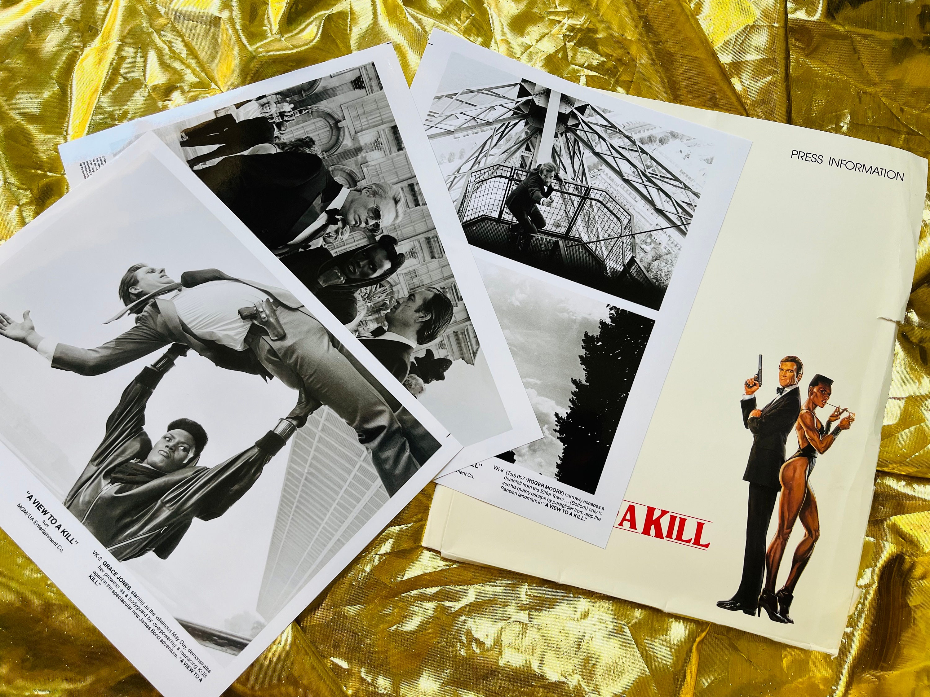 ROGER MOORE & GRACE Jones 1985 James Bond 007 ‘A View to a Kill’ Press ...