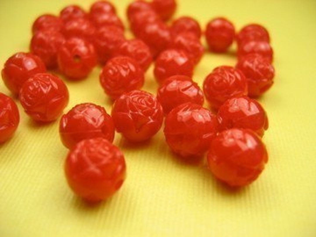 10 Lucite Carved Red Rosebud Beads - Etsy