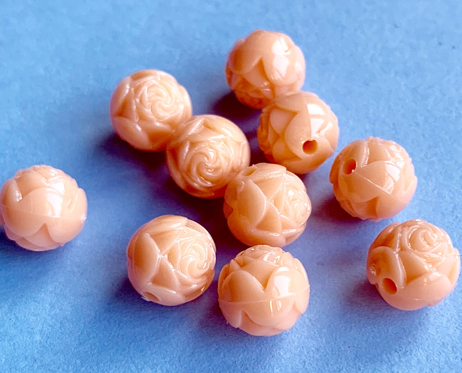 10 Lucite Carved Peach Rosebud Beads - Etsy
