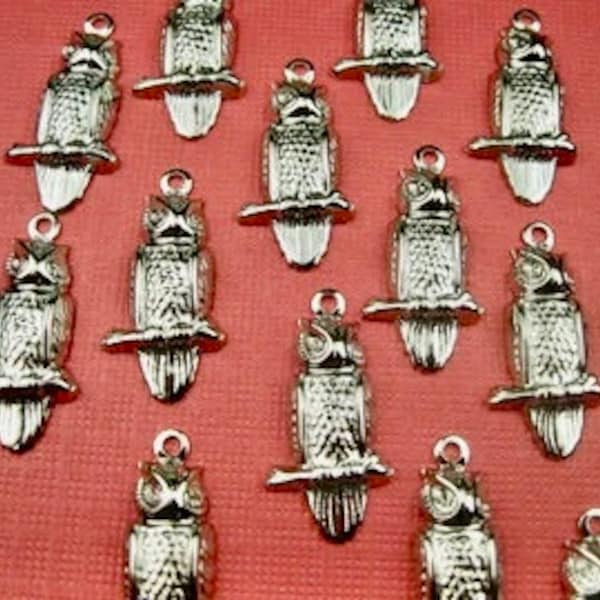 Metal Owl Pendant - Etsy