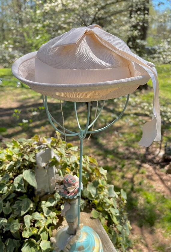 1950’s Cinderella Hat ~ Vintage Girls Ivory Spring Ha… - Gem
