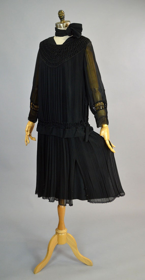 1920s Black Sheer Dress Vintage Chic Cord Embroidered… - Gem