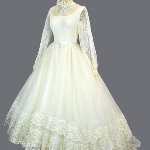 1970s Prairie Wedding Dress S ~ Vintage Bridal Originals Lace Gown ...