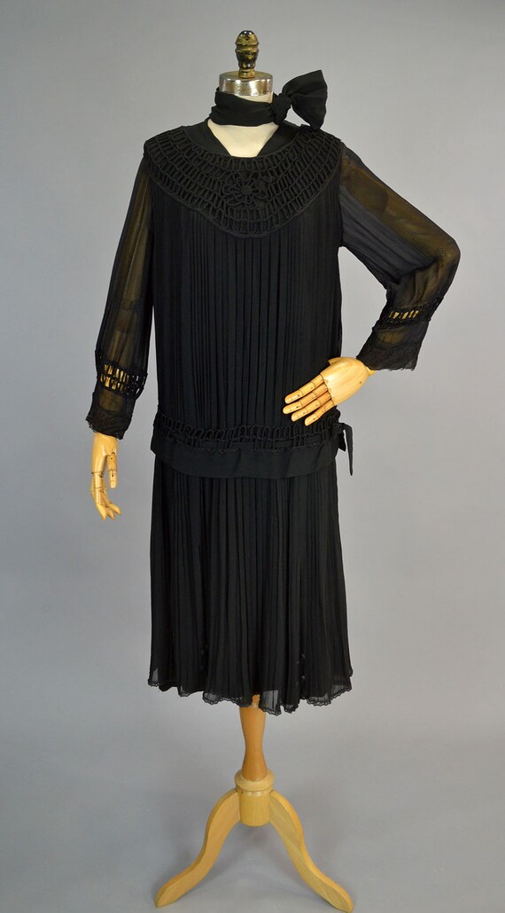 1920s Black Sheer Dress Vintage Chic Cord Embroidered… - Gem