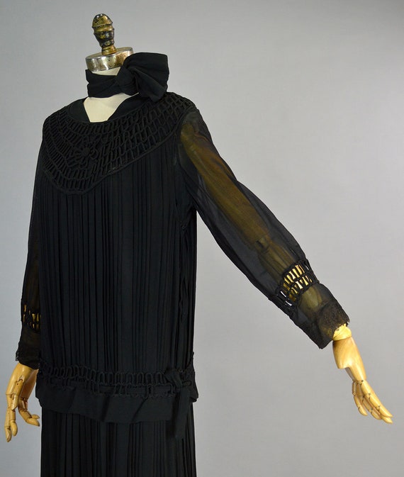 1920s Black Sheer Dress Vintage Chic Cord Embroidered… - Gem