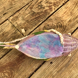 Novelty Fish Shaped Figural Handbag Vintage Wicker Tropical Parrot Fish ...