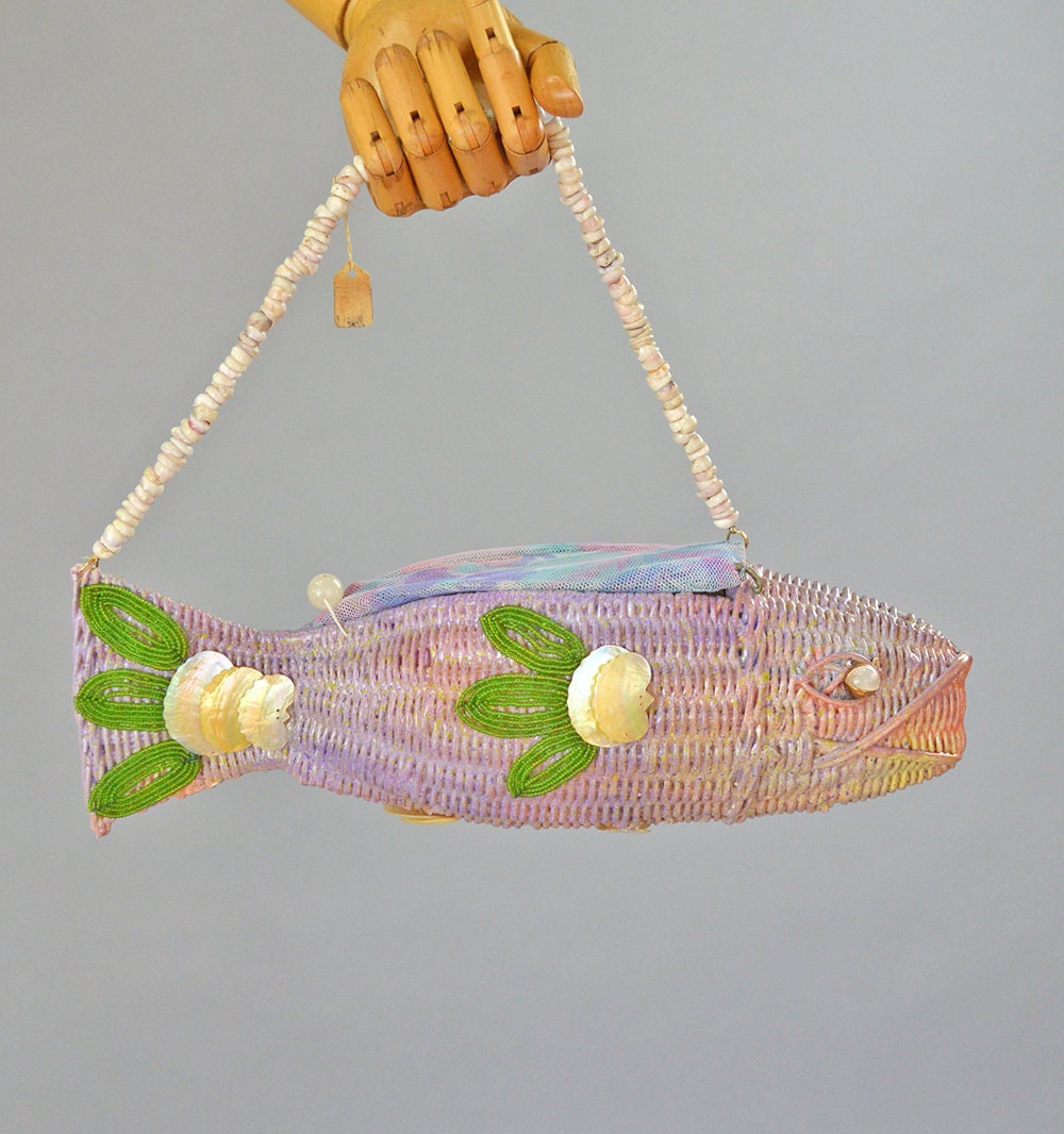 Novelty Fish Shaped Figural Handbag Vintage Wicker Tropical Parrot Fish ...