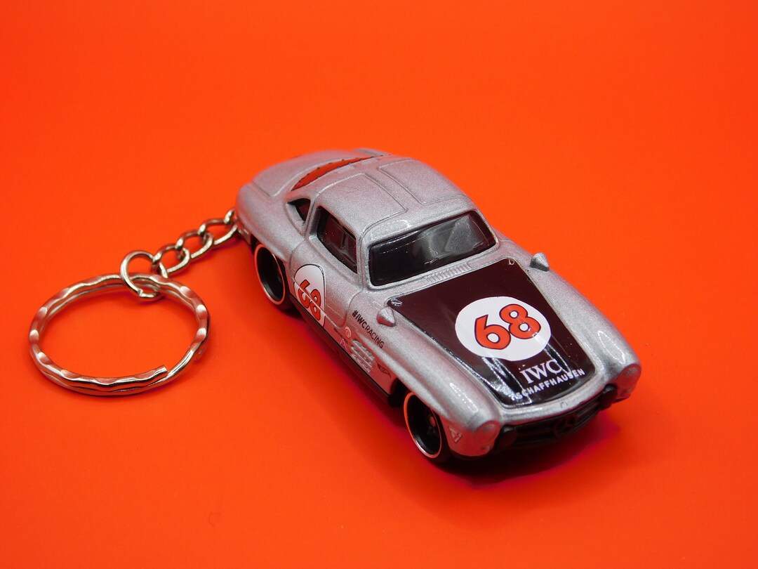 Hot Wheels Mercedes-benz 300 SL Gullwing Keychain , Keyring , Express ...