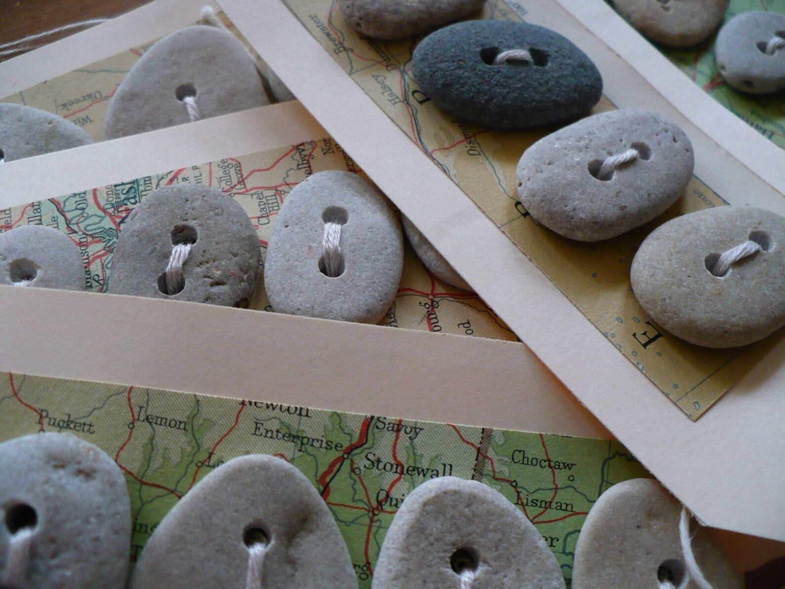 STONE BUTTONS 15 Beach Buttons on Tagsknitting Sewing - Etsy