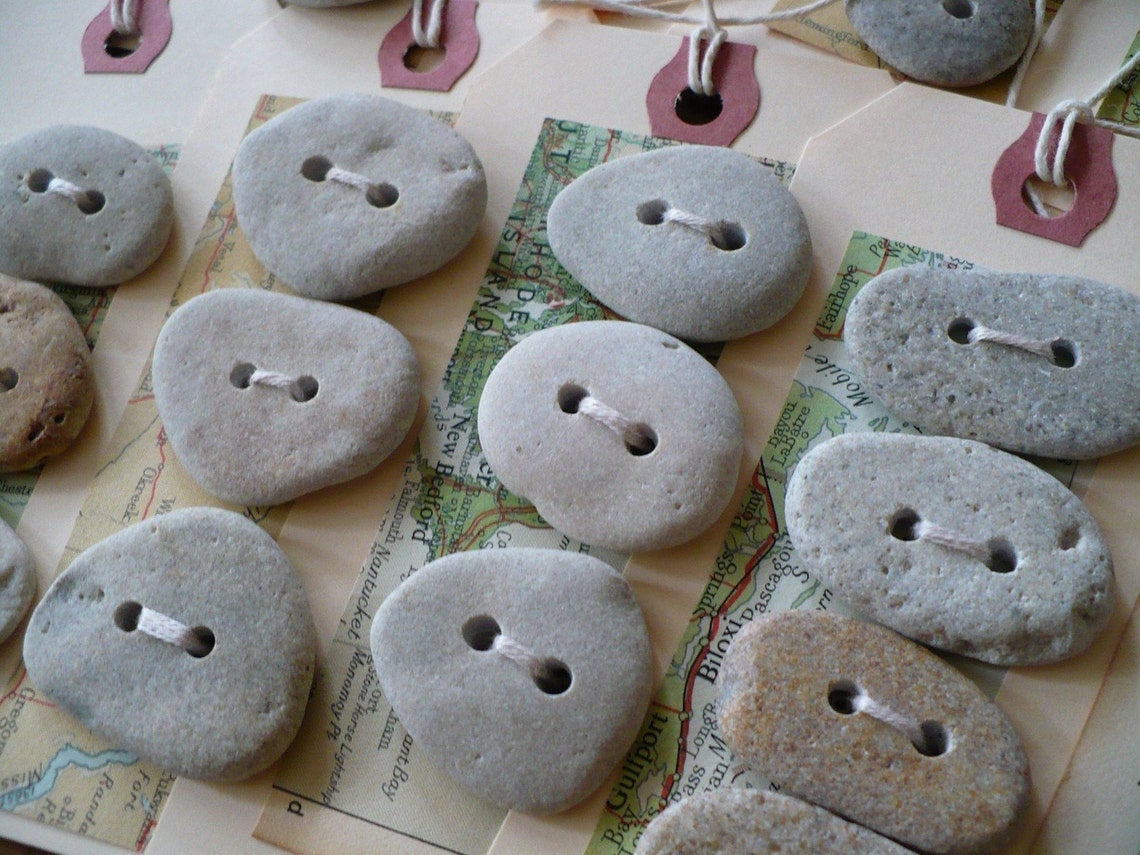 STONE BUTTONS 15 Beach Buttons on Tagsknitting Sewing - Etsy