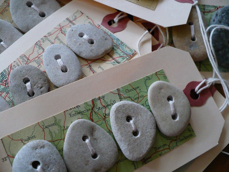 STONE BUTTONS 15 Beach Buttons on Tagsknitting Sewing - Etsy