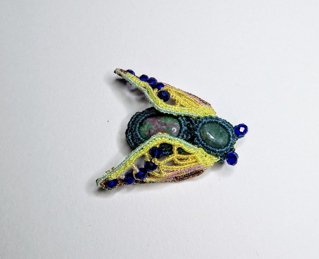 Micro Macramé Cicada Brooch - Etsy