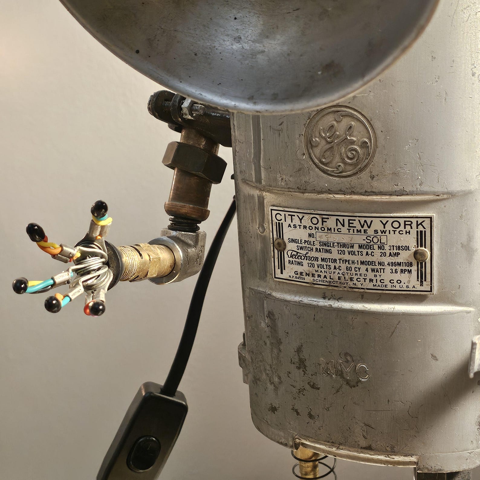 Robot Lamp Sculpture - Found Object Scrap Metal Robot Art - Office Desk ...