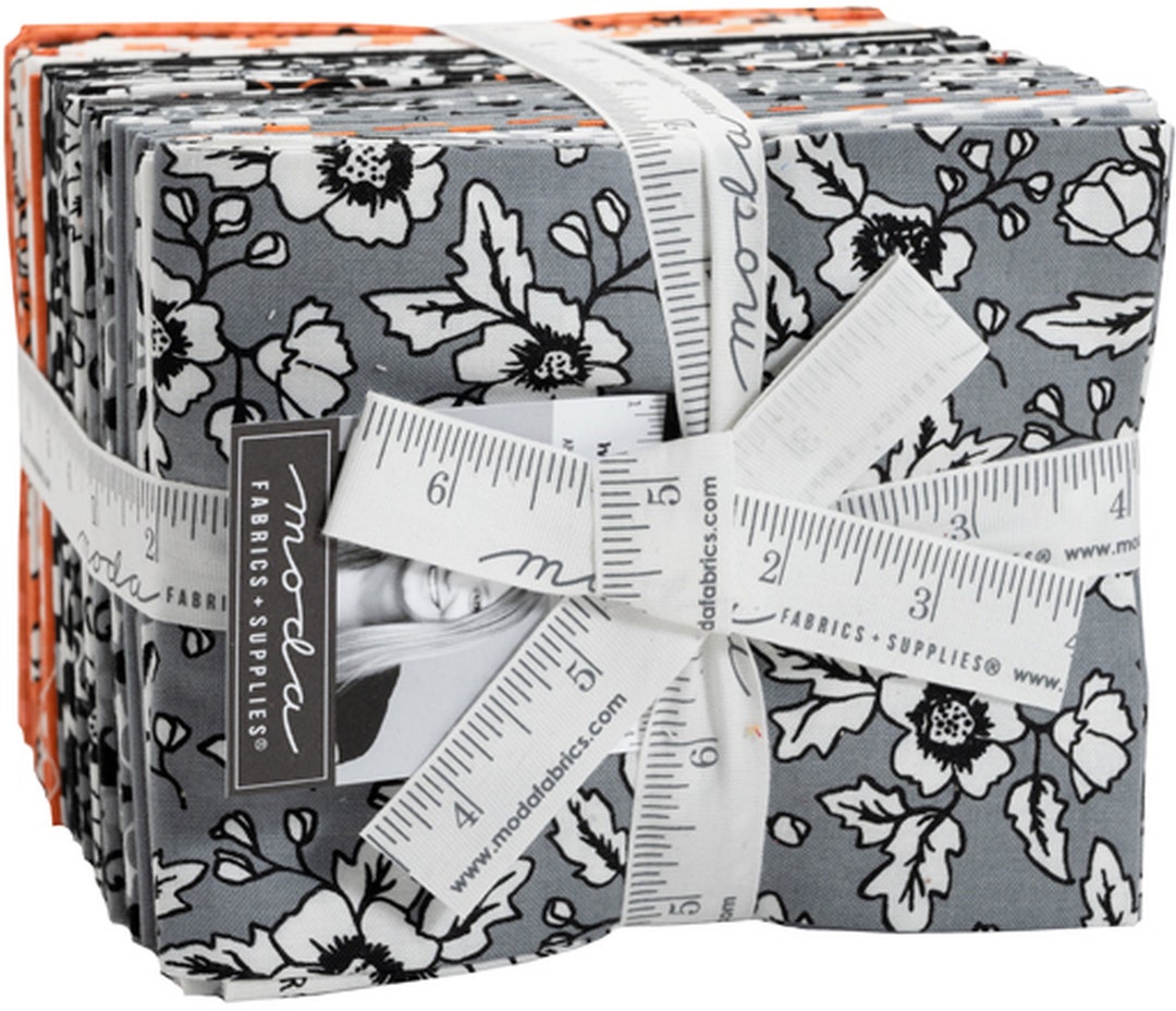 Midnight Magic 2 Moda Fat Quarter Bundle by April Rosenthal - Etsy