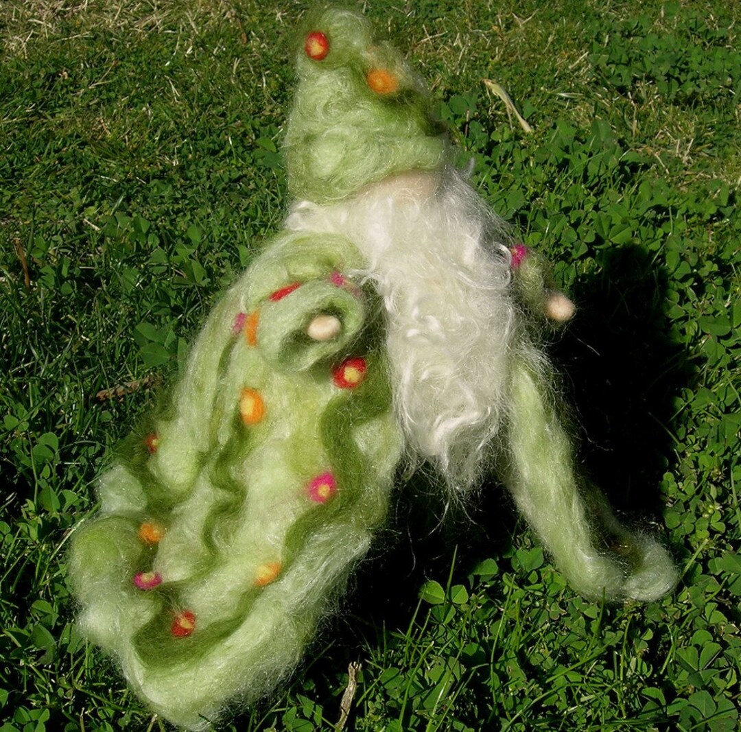 King Spring Waldorf Inspired Wool Soft Sculpture for Nature Table - Etsy