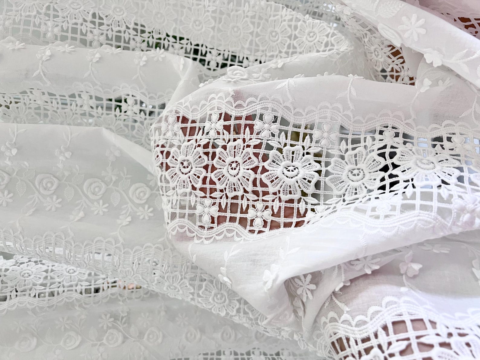 White Flower Border Lace Fabric Cotton Curtain Lace Fabric 100% Cotton ...