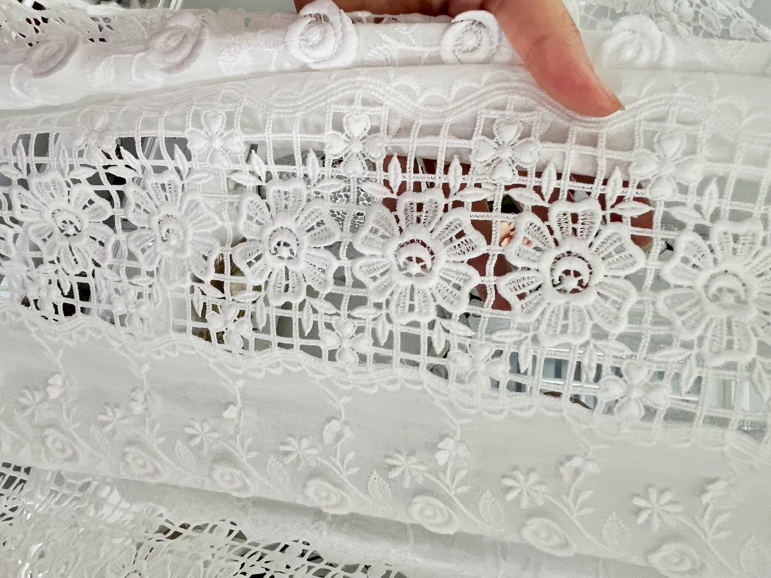 White Flower Border Lace Fabric Cotton Curtain Lace Fabric 100% Cotton ...