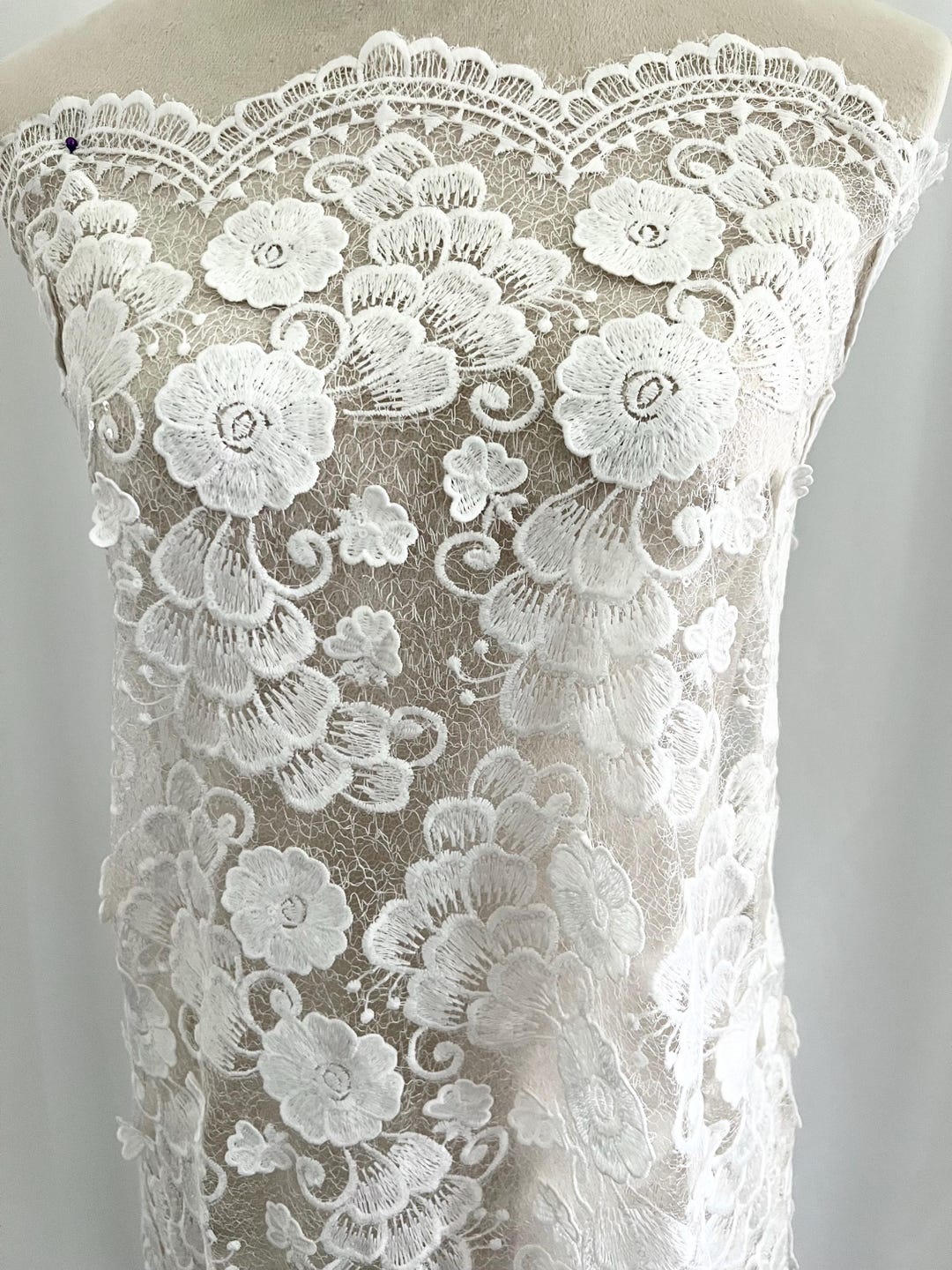 High Quality Embroidery Tulle Mesh Lace Fabrics, Chantilly Sequence Net ...