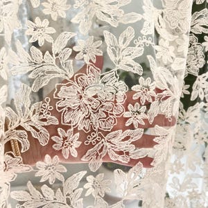 Off White Elegant Embroidery Flower for Brides, Girls Dress, Bride Room ...