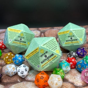 MYSTERY D20 Bath Bomb - Choose Your Scent - Dungeons and Dragons ...