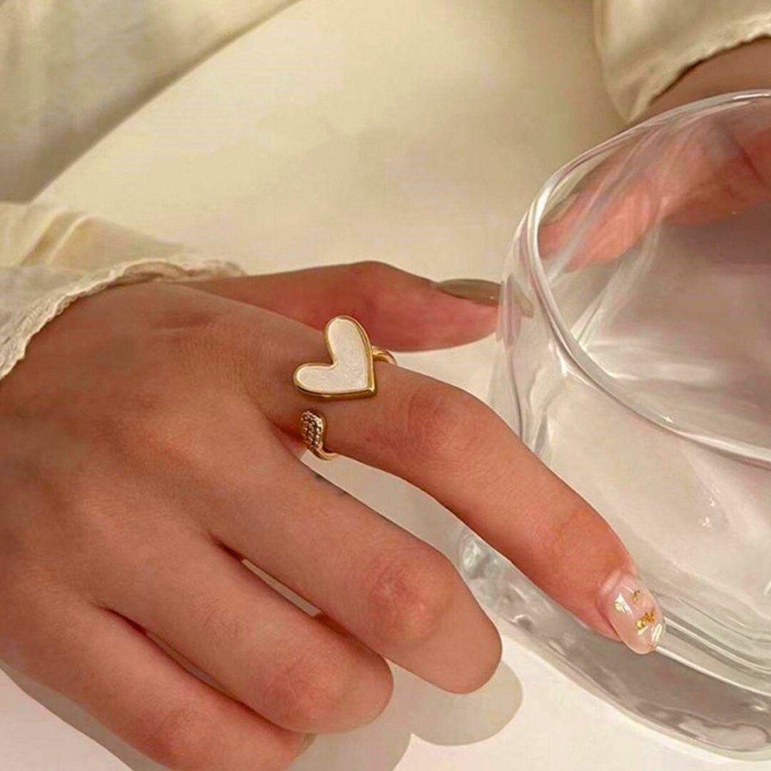 Heart Ring Minimalist Aesthetic, Drop of Oil Design, Open Adjustable ...