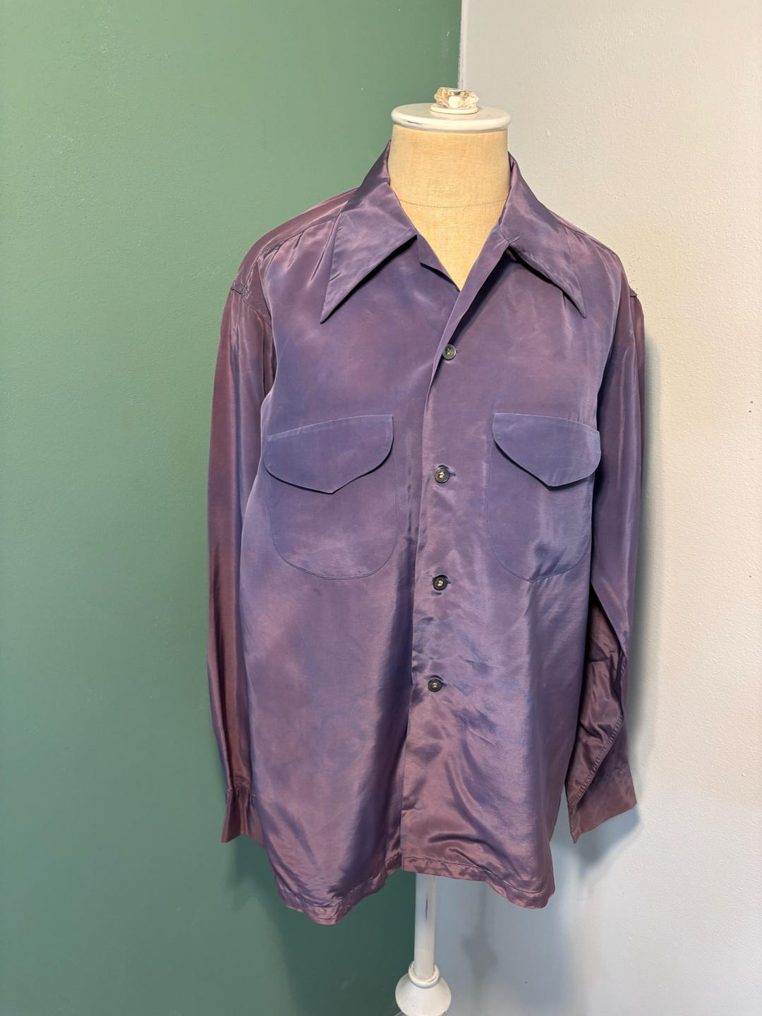 Vintage 1950’s Men’s Lavender Blue Iridescent Shirt Loop - Etsy