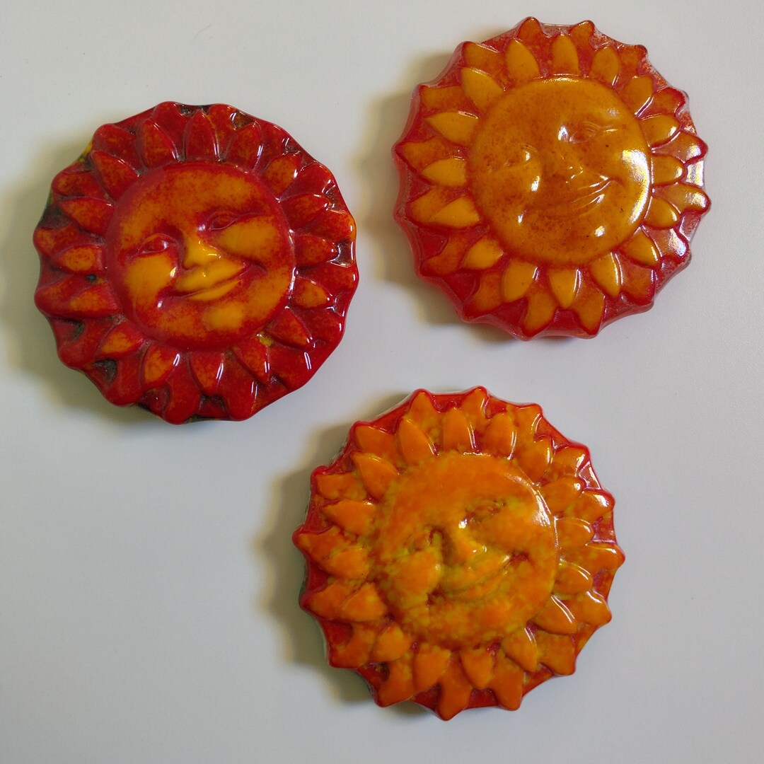 Bright Colored Fused Glass Smiling Sun Sunflower Paperweight Kiln ...