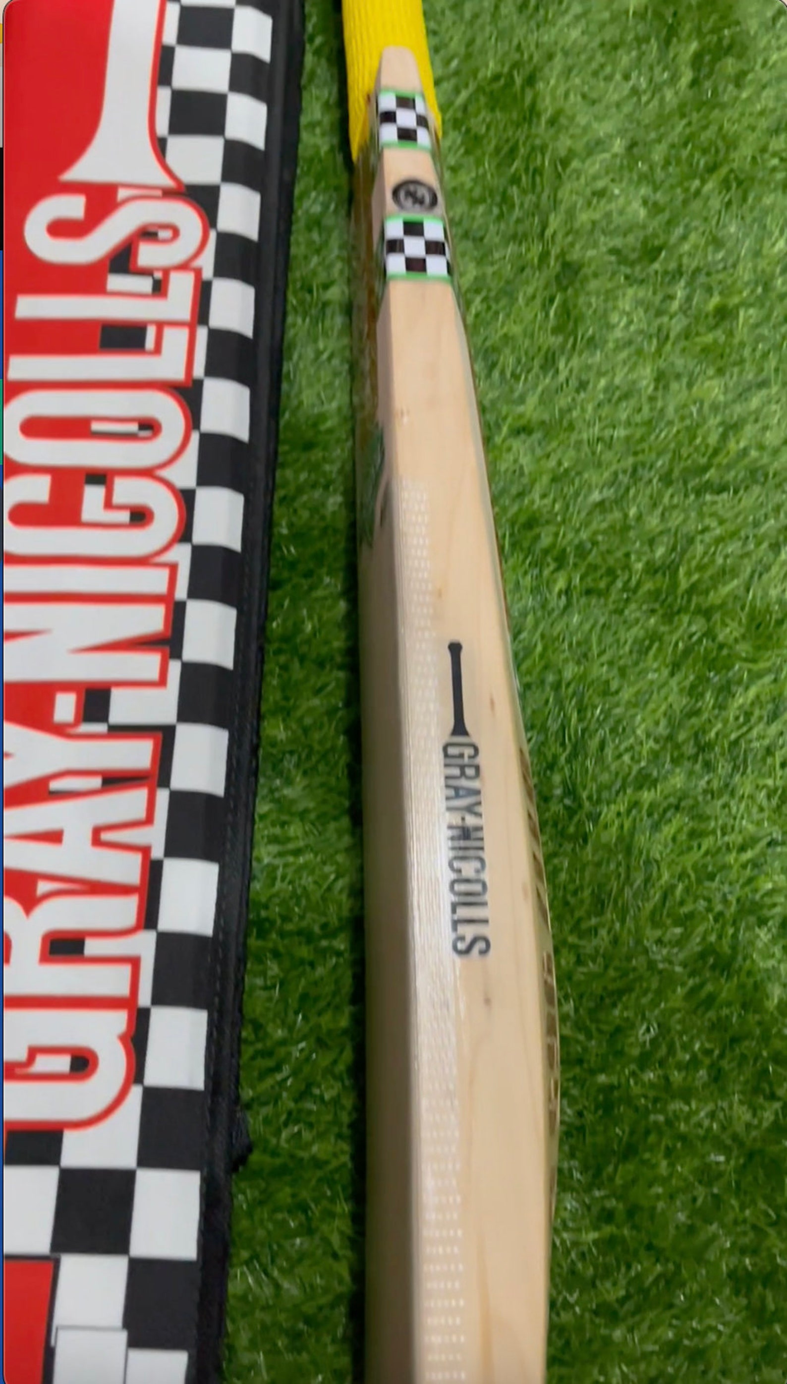 Customised Engraved English Willow Cricket Bat, Name and Signature ...