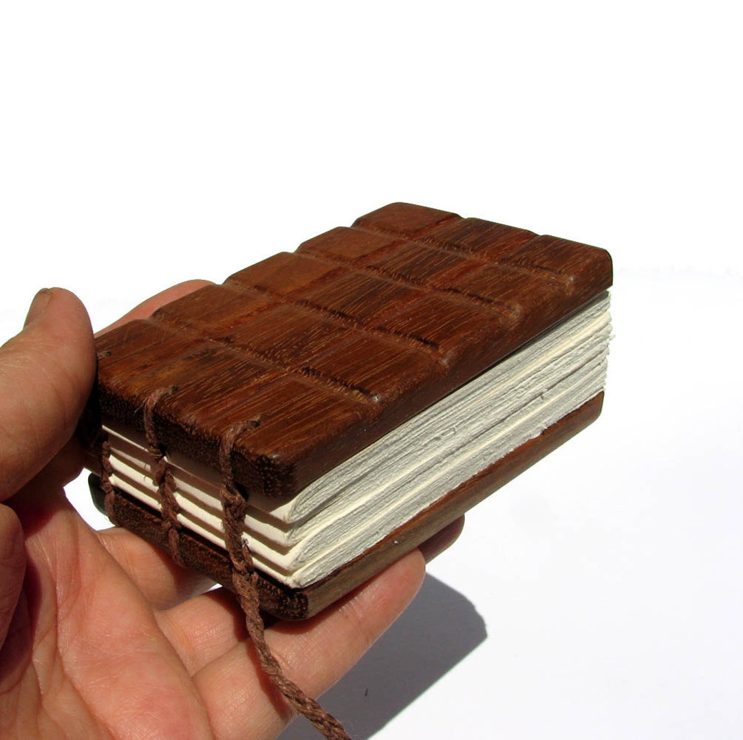 Melt Proof Chocolate Sandwich Notebar - Rosewood Hand Carved Mini ...