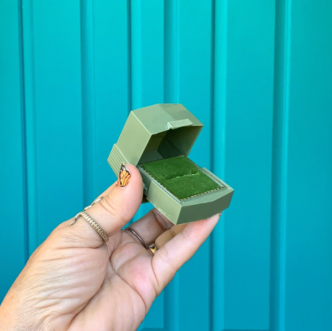 FREE Shipping-vintage Rare Green Hinged Lid Jewelers Ring Box/proposal ...