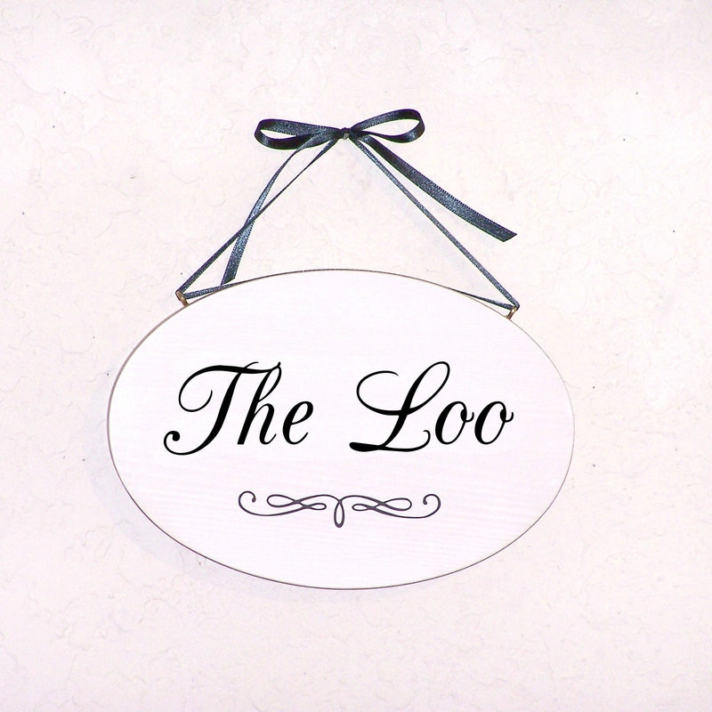 Loo Bathroom Plaque - Etsy