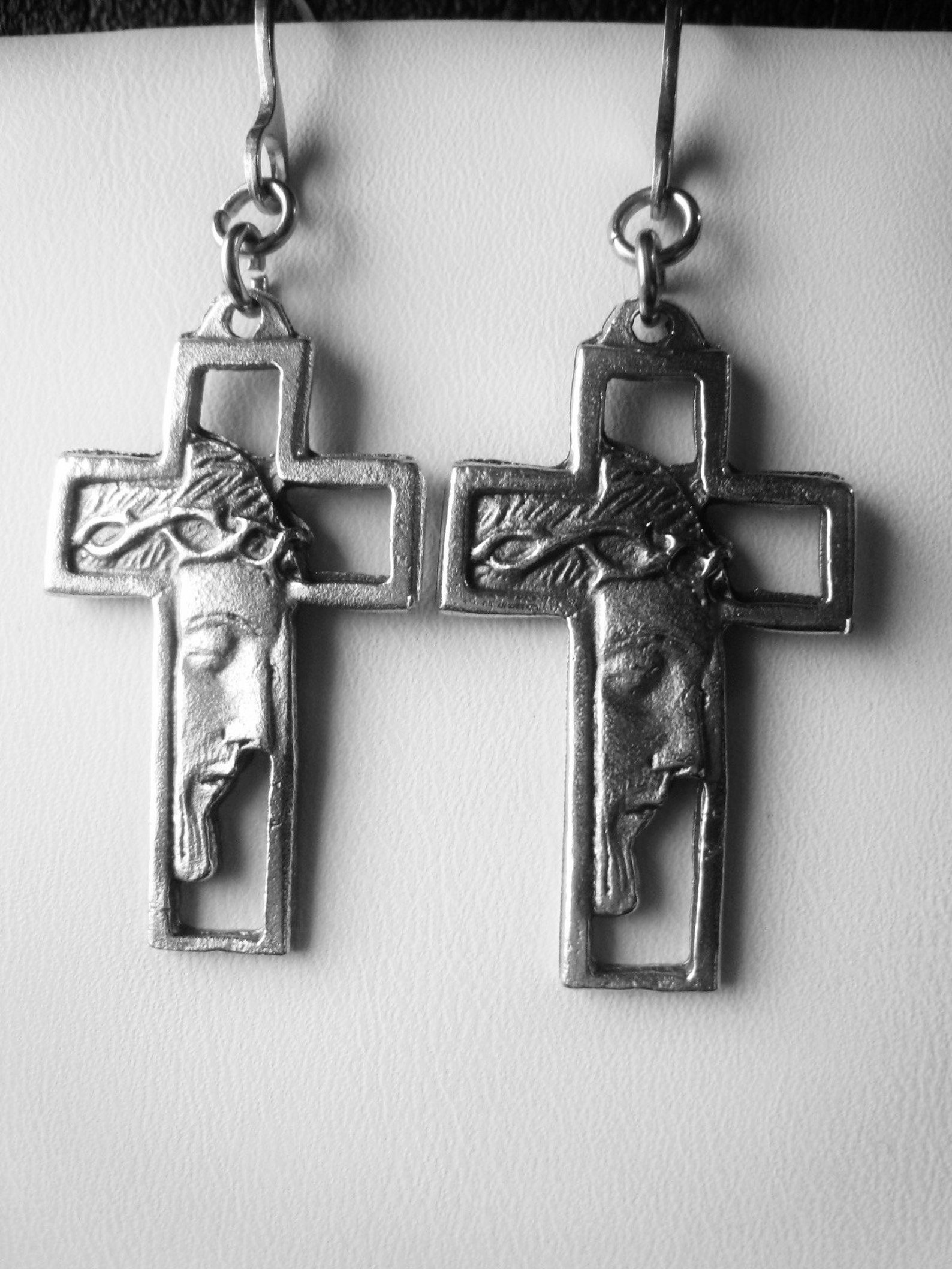 Face of Christ Jesus Cross Earrings Religious Spriritual Mens Earrings ...
