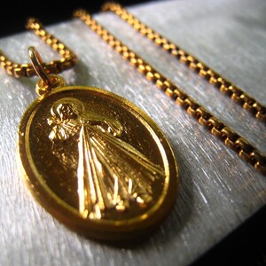 Divine Mercy Gold Pendant Necklace Spiritual Religious Inspirational ...