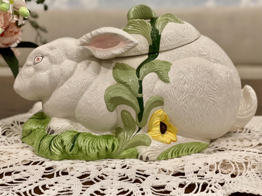 Vintage Ceramic Bunny Rabbit Figurine Lidded Canister - Etsy