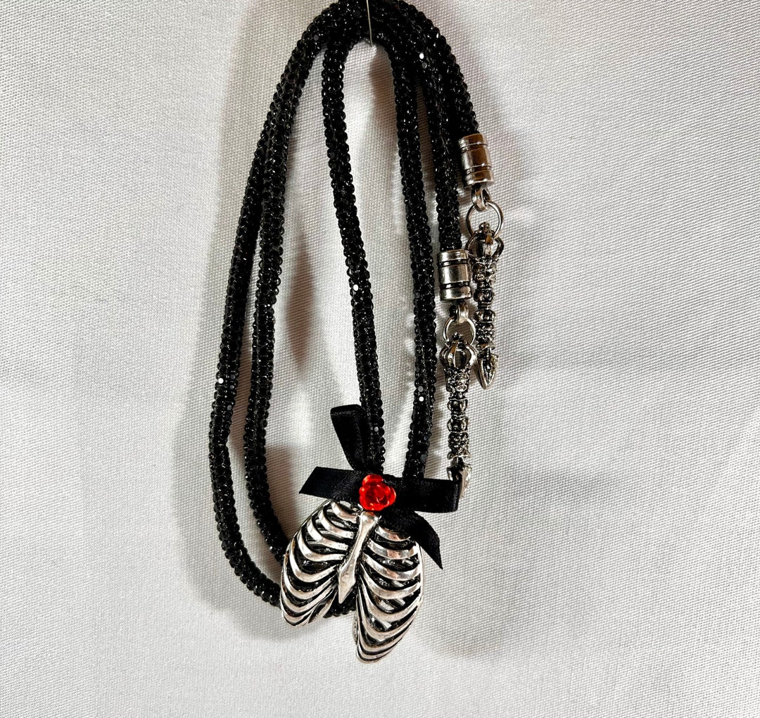 Bones N Roses Ribcage Western Bolo Tie - Etsy