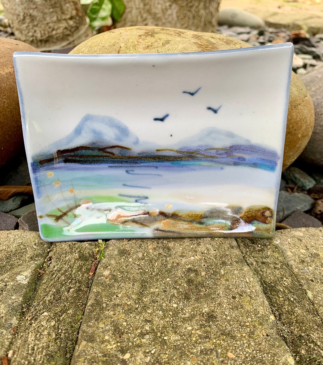 Scottish Handpainted Small Decorative Trinket Dish With 2 Small Uig ...