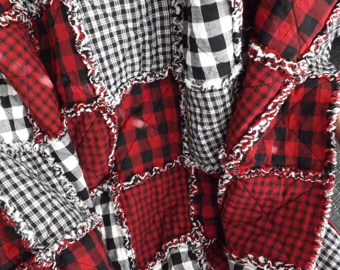 Red and Black Buffalo Plaid Quilt. Homespun Lap Quilt. Rag Quilt ...